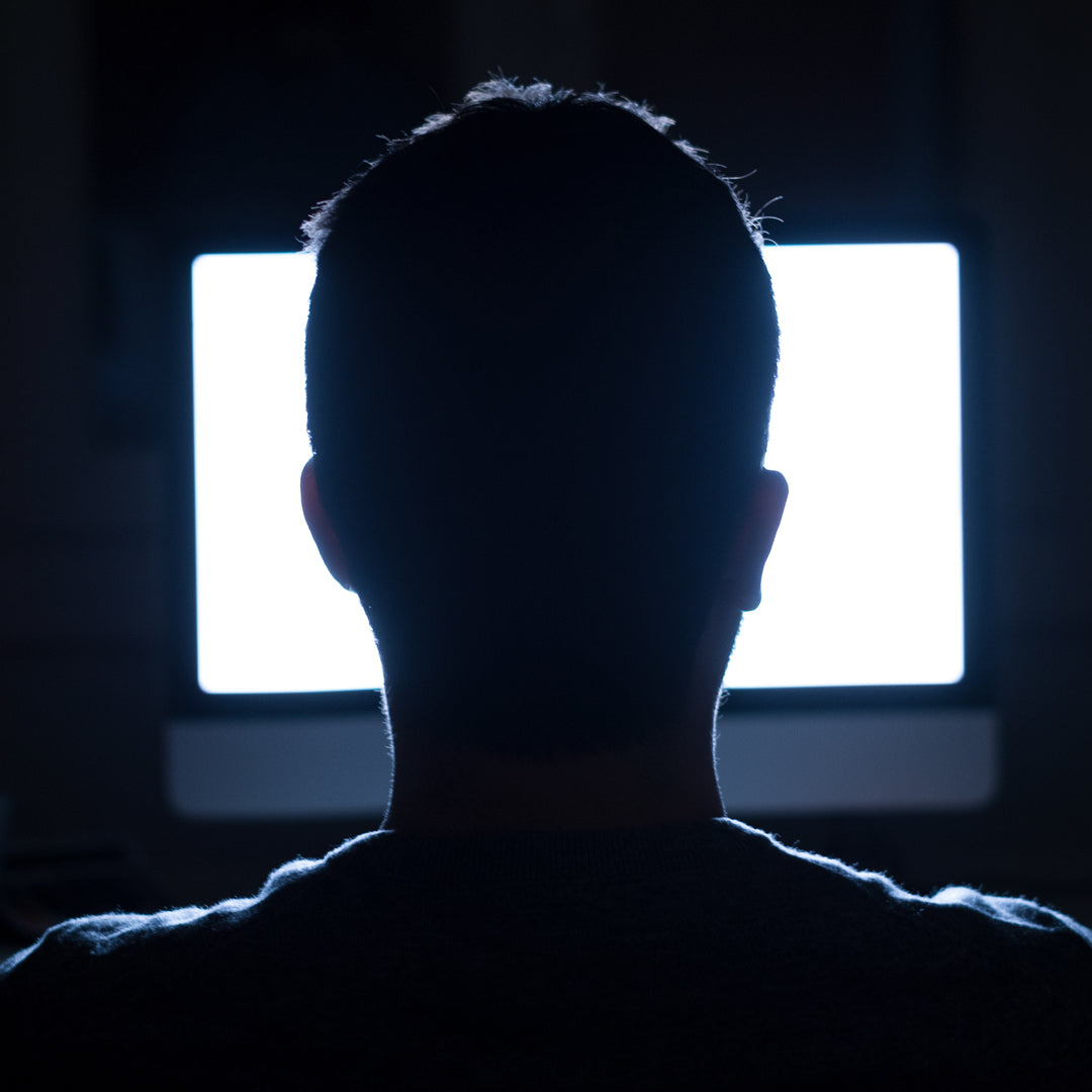How to Protect Your Skin from Blue Light Damage – Source Vitál Apothecary